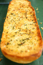 The BEST Garlic Bread - Southern Bite