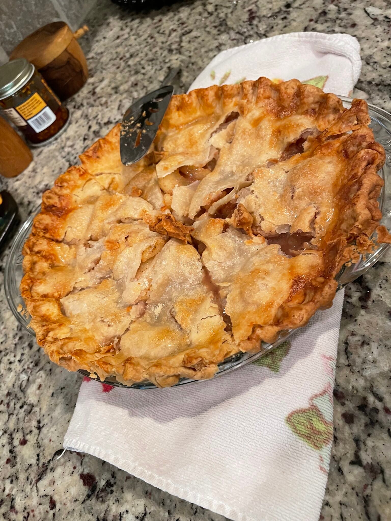 Simple Apple Pie - Southern Bite